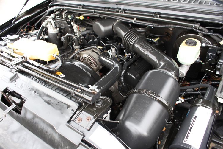 2000 Ford F-250 Super Duty XLT | Victory Motors of Colorado