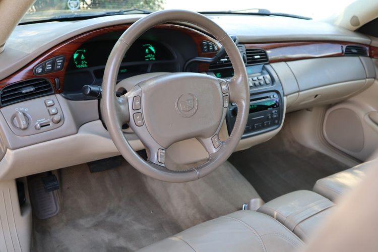 2005 Cadillac DeVille | Victory Motors of Colorado