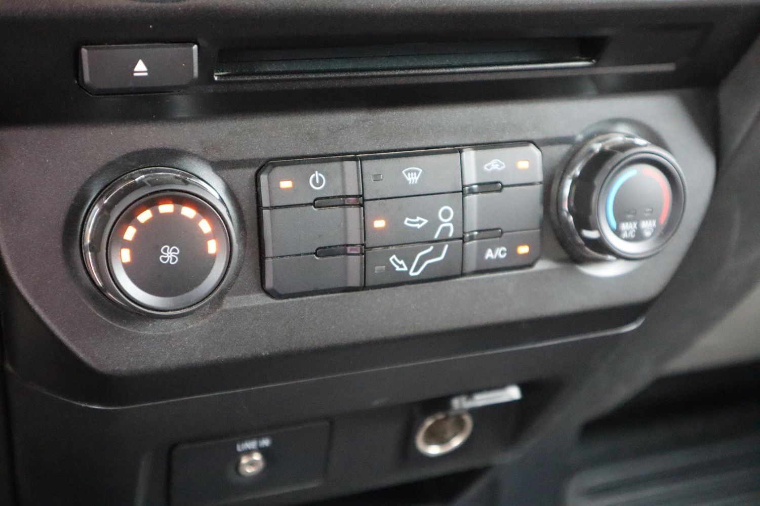 2017 Ford F-350 Super Duty XL | Victory Motors of Colorado