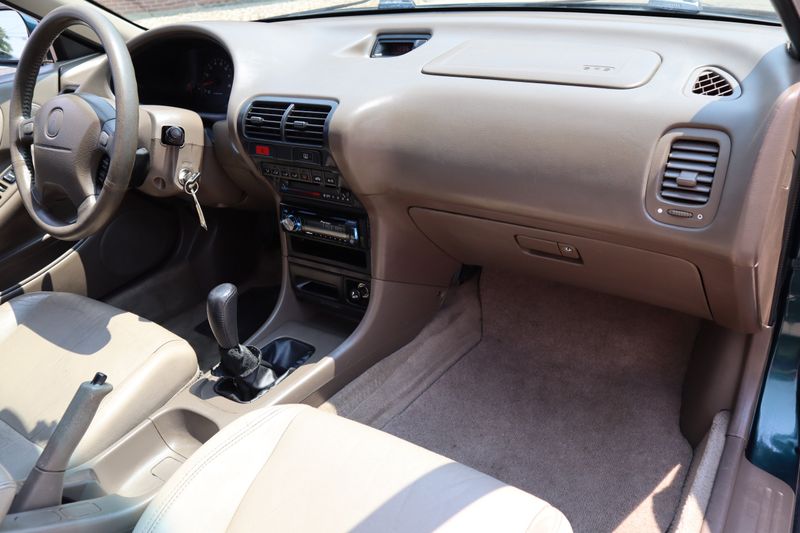 1998 Acura Integra Photos