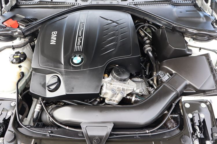 2015 BMW 335i xDrive | Victory Motors of Colorado