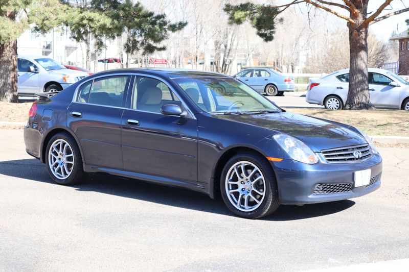 2005 INFINITI G35 Photos