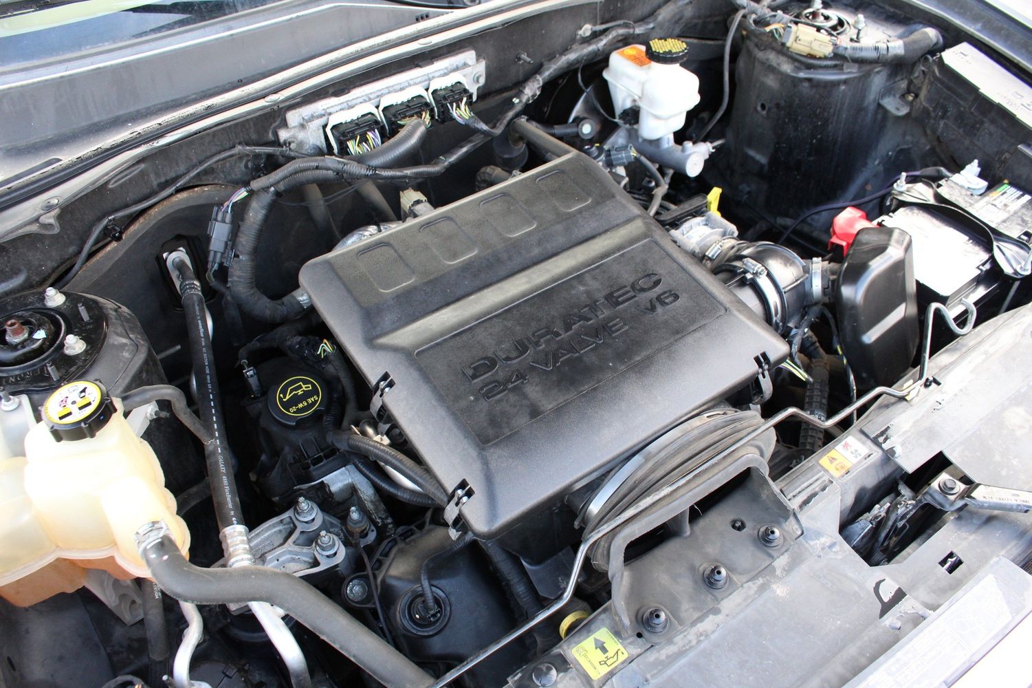 2010 Ford Escape XLT | Victory Motors of Colorado