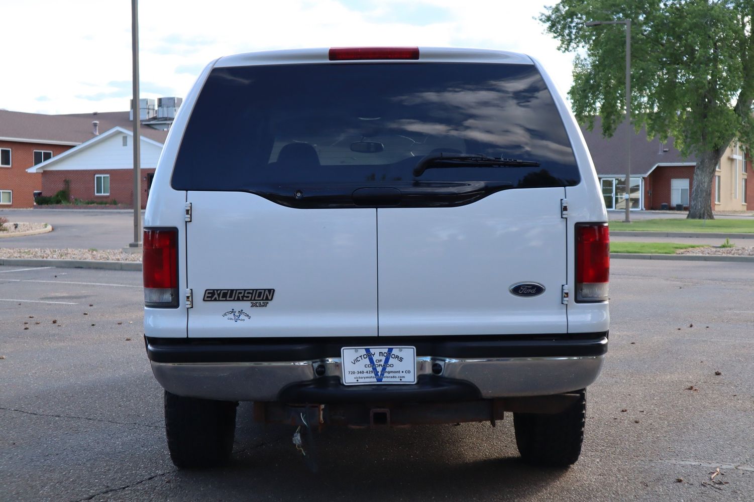 2002 Ford Excursion XLT | Victory Motors of Colorado