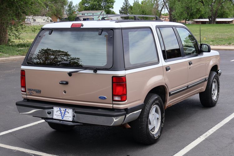 1992 Ford Explorer XLT | Victory Motors of Colorado