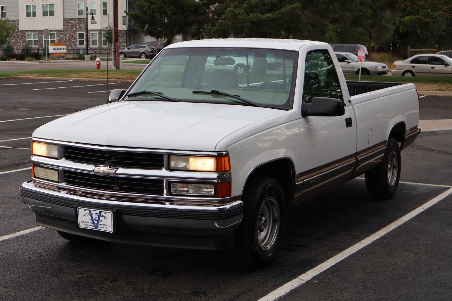 1998 Chevrolet C/K 1500 Series C1500 Silverado | Victory Motors of Colorado