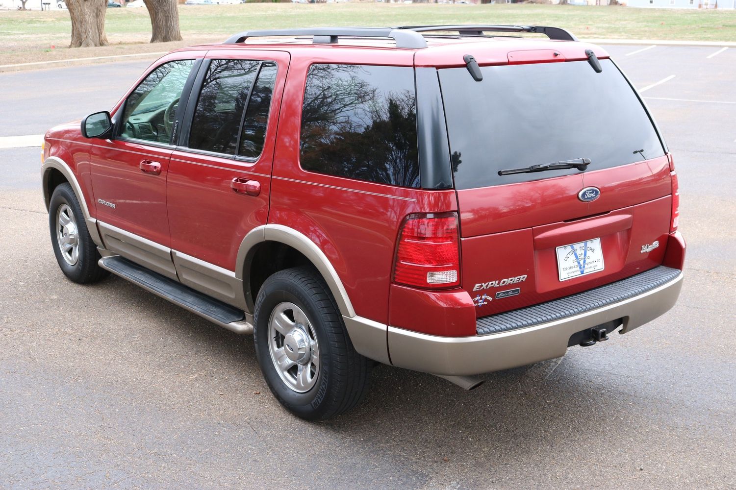 2002 Ford Explorer Eddie Bauer | Victory Motors of Colorado