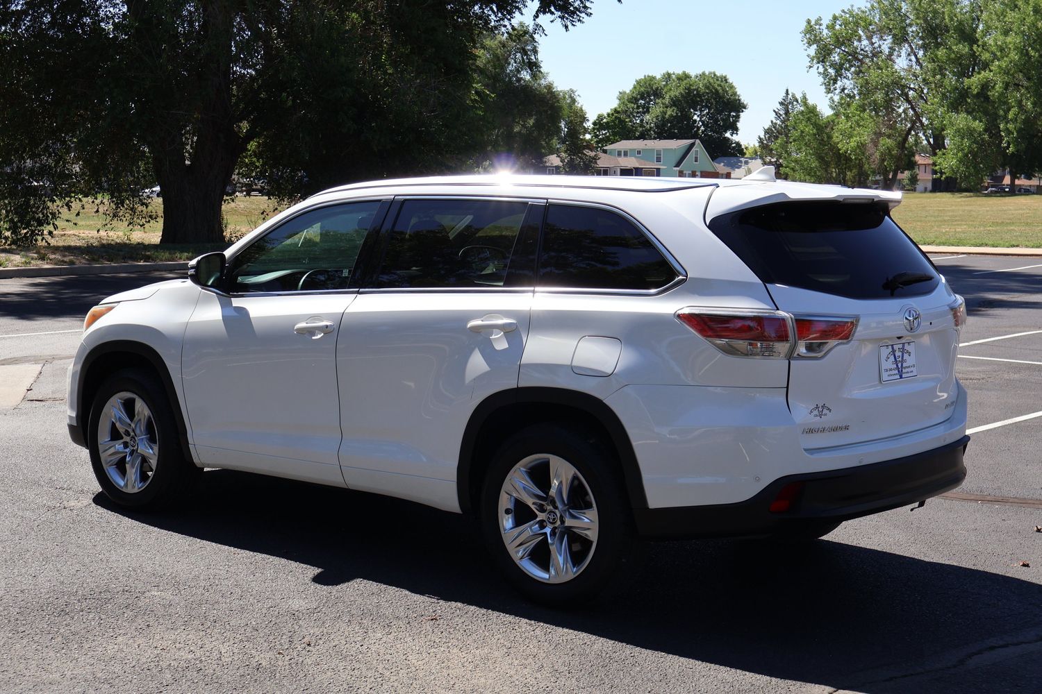 2016 Toyota Highlander Limited | Victory Motors of Colorado