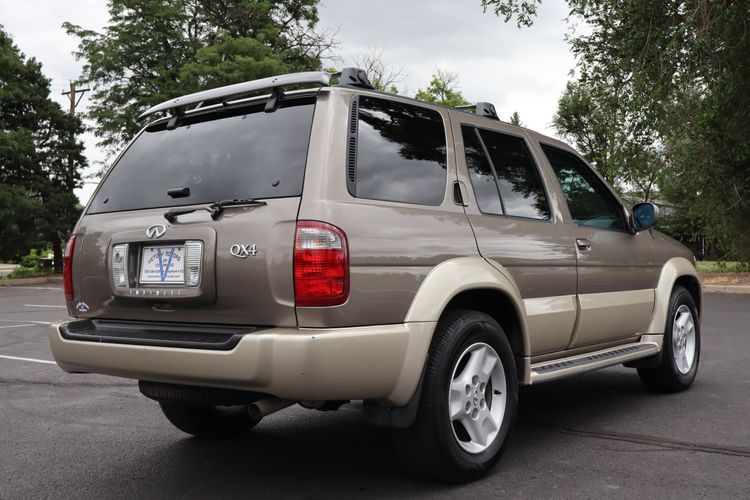 2002 INFINITI QX4 | Victory Motors of Colorado