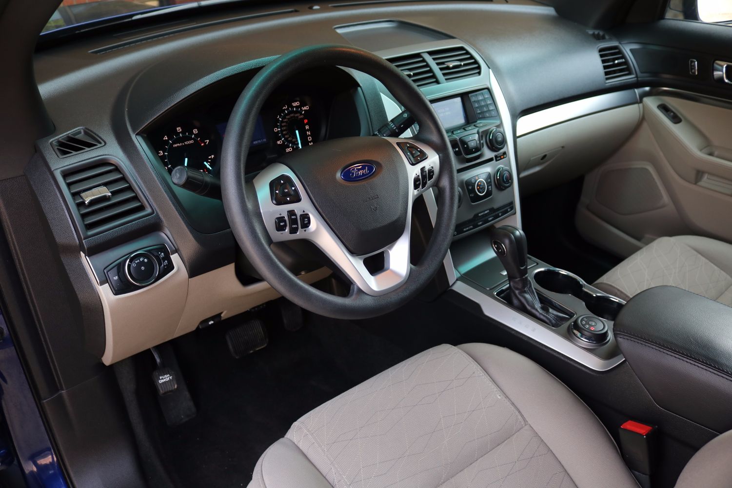 2015 Ford Explorer | Victory Motors of Colorado
