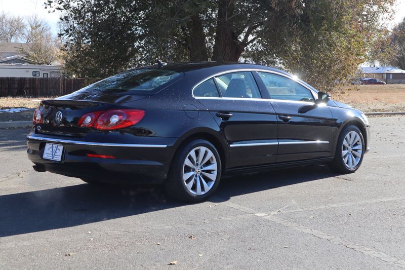 2009 Volkswagen CC Photos