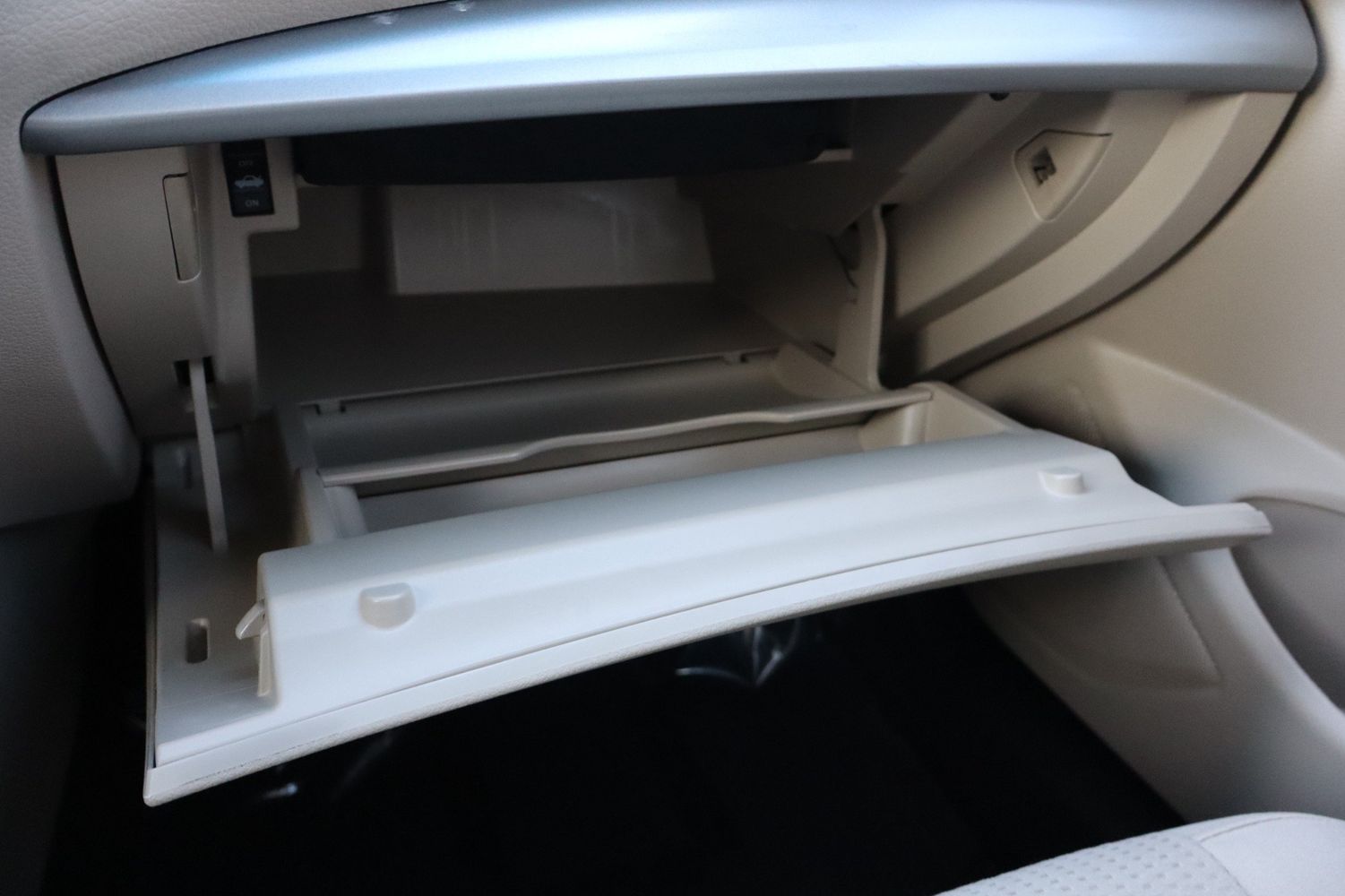 2015 Nissan Altima 2.5 SV | Victory Motors of Colorado