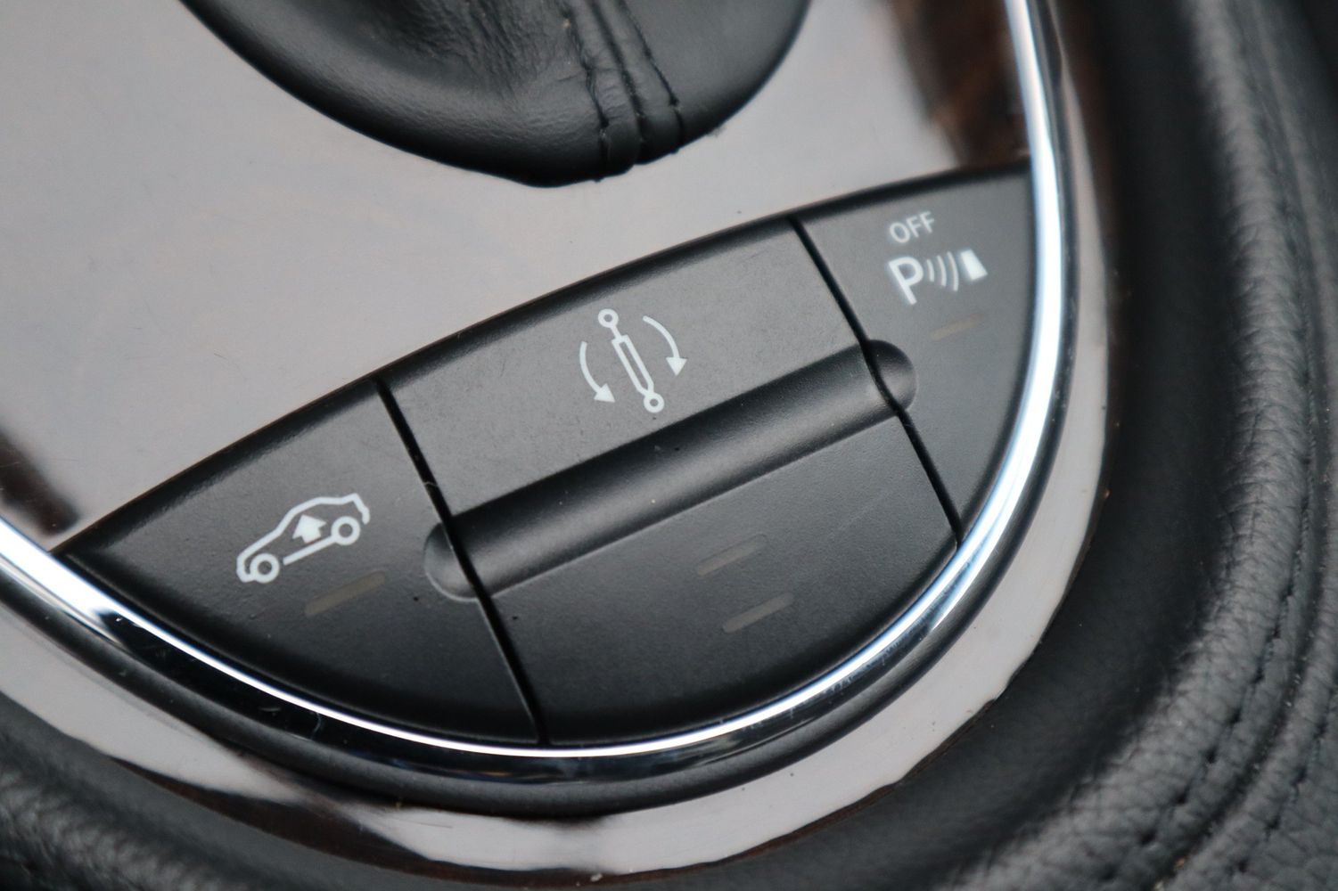 2008 Mercedes-Benz CLS 550 | Victory Motors of Colorado