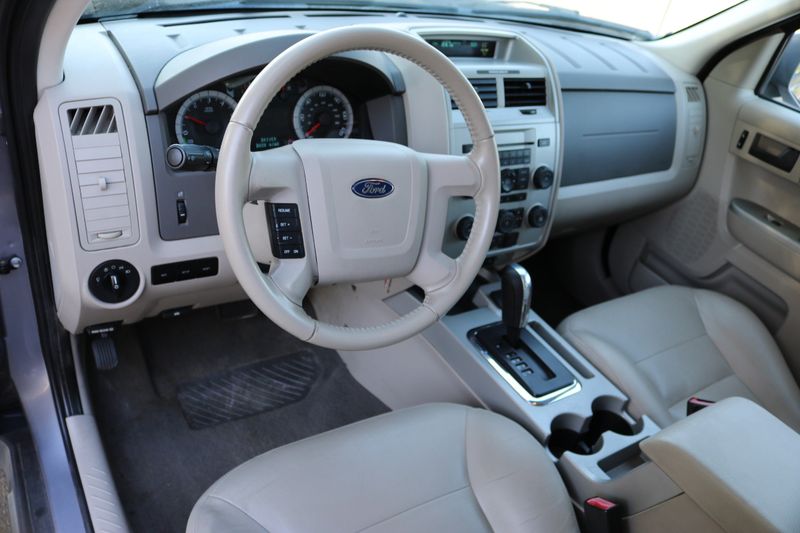 2008 Ford Escape Hybrid Photos