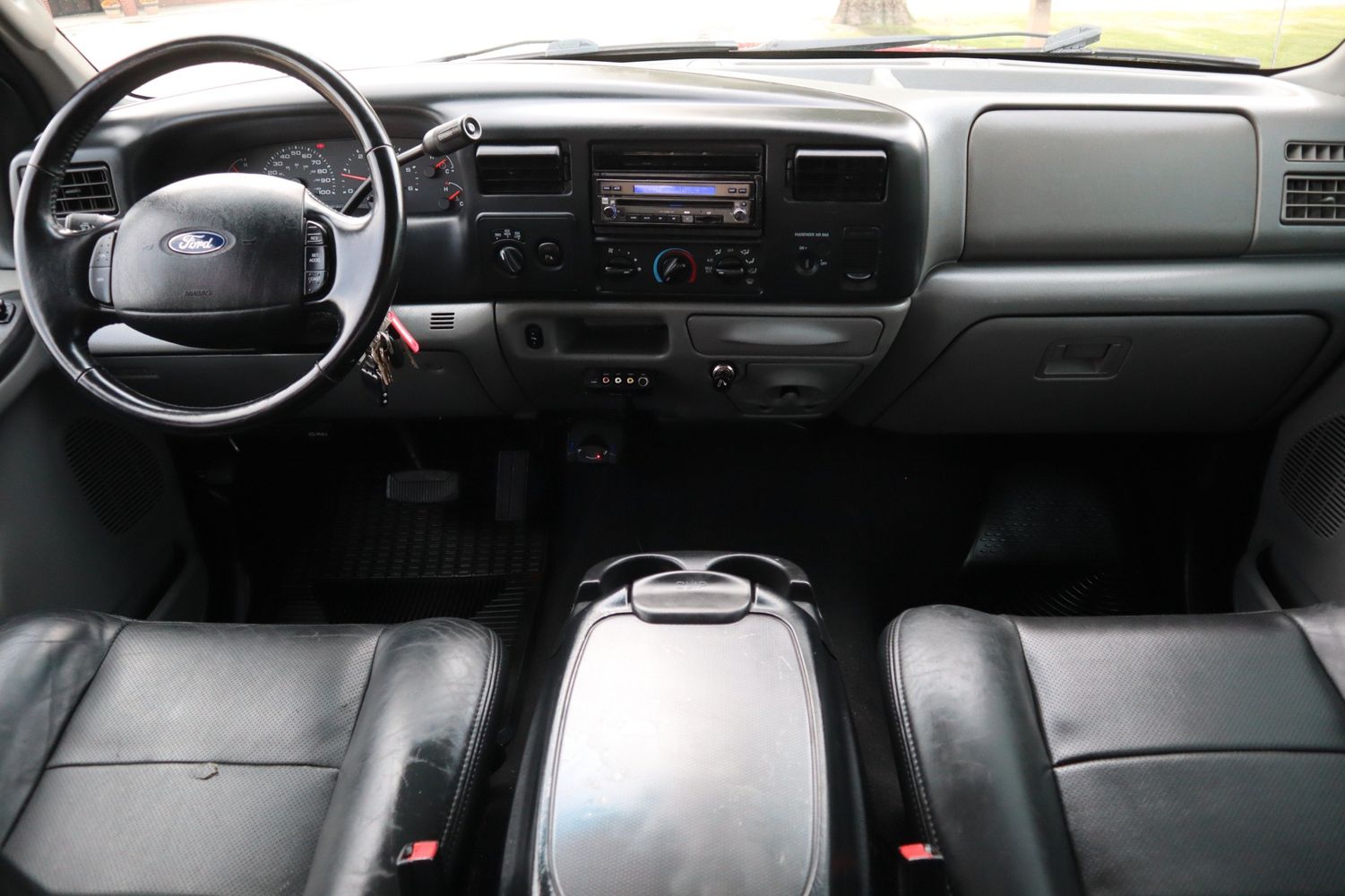2004 Ford F-250 Super Duty XLT | Victory Motors of Colorado