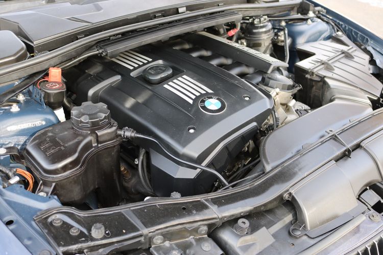 2007 BMW 328XI AWD | Victory Motors of Colorado