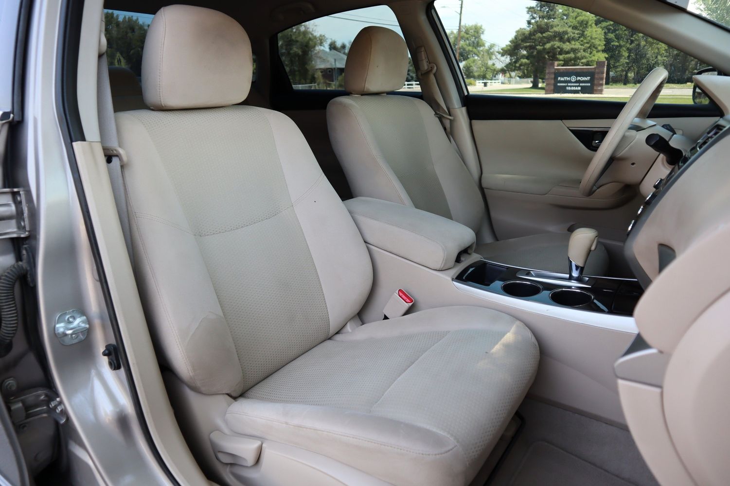 2014 Nissan Altima 2.5 SV | Victory Motors of Colorado