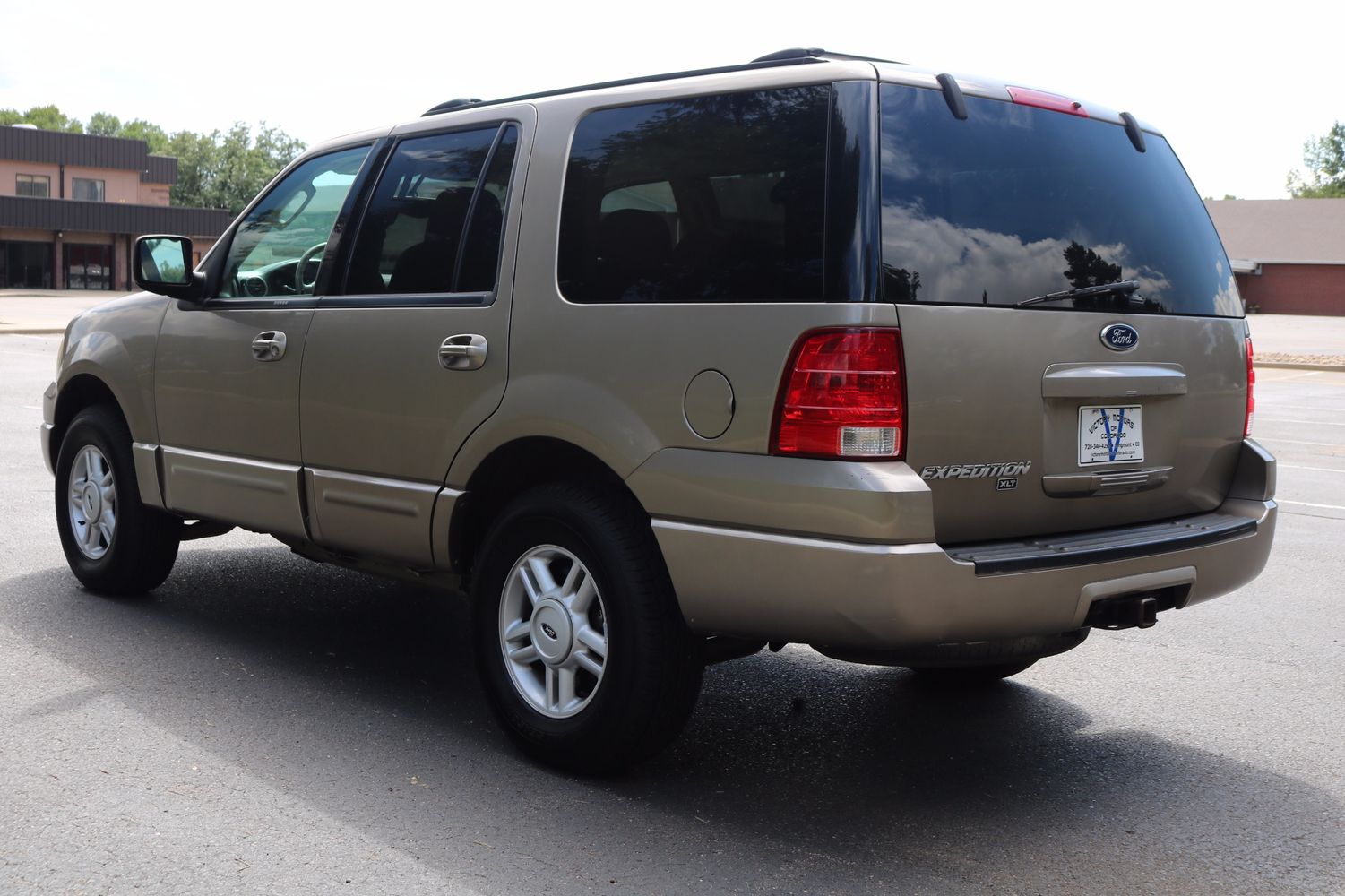 2003 Ford Expedition XLT | Victory Motors of Colorado
