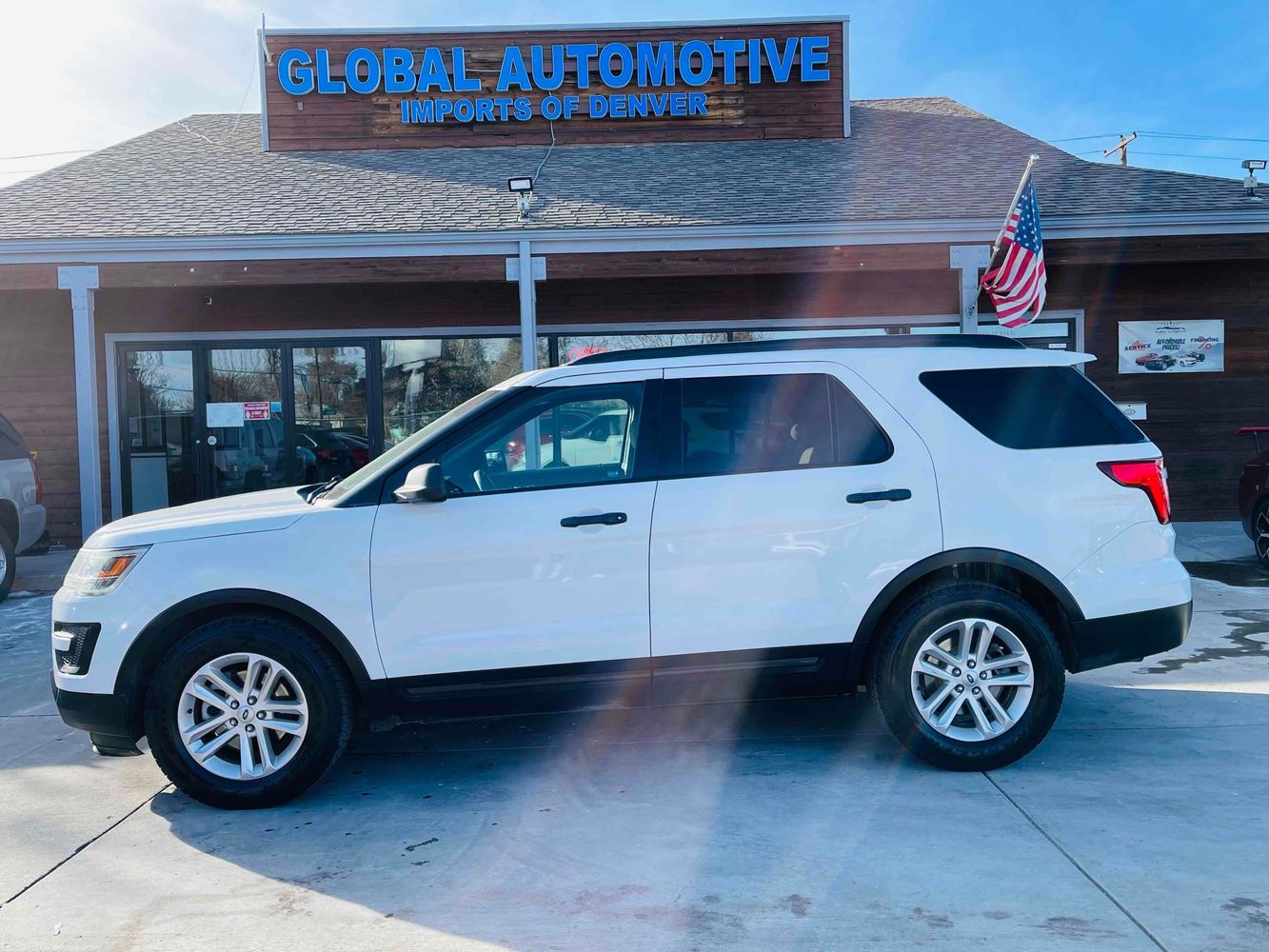 2017 Ford Explorer Base | Global Automotive Imports