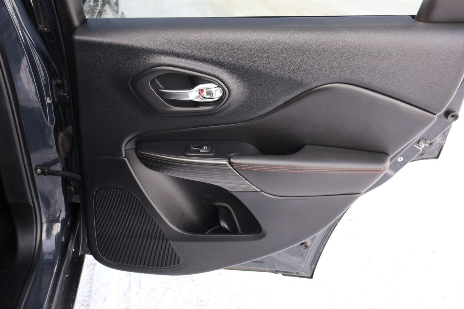 2017 Jeep Cherokee Trailhawk | Victory Motors of Colorado