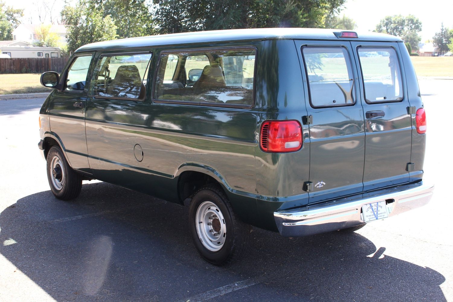 2000 Dodge Ram Wagon B2500 | Victory Motors of Colorado