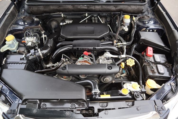 2012 Subaru Outback 2.5i Premium | Victory Motors of Colorado