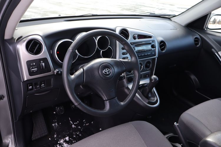 2007 Toyota Matrix XR | Victory Motors of Colorado