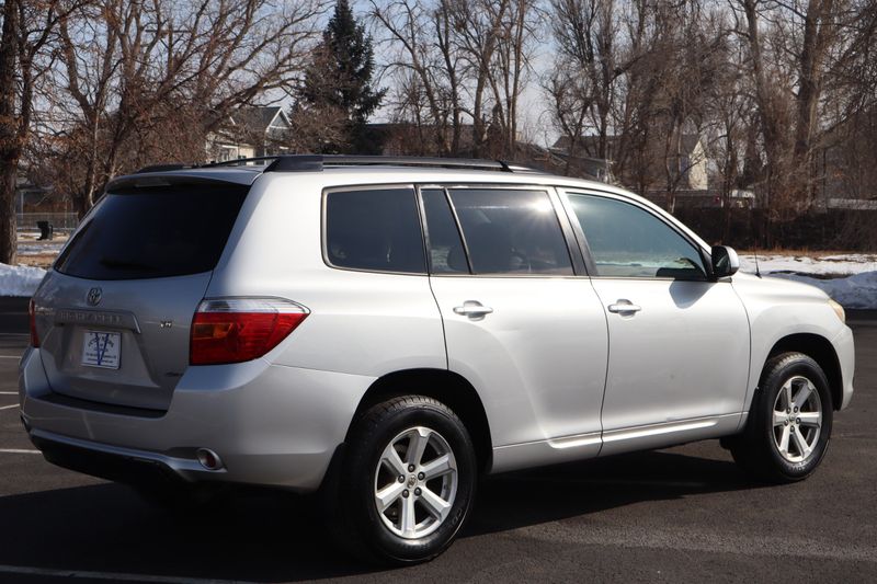 2008 Toyota Highlander Photos