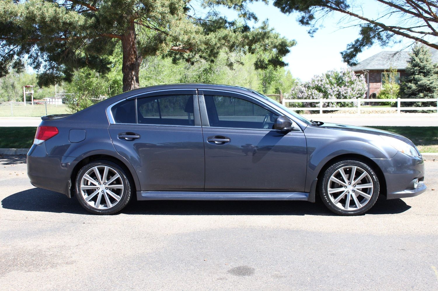 2013 Subaru Legacy 2.5i Premium | Victory Motors of Colorado