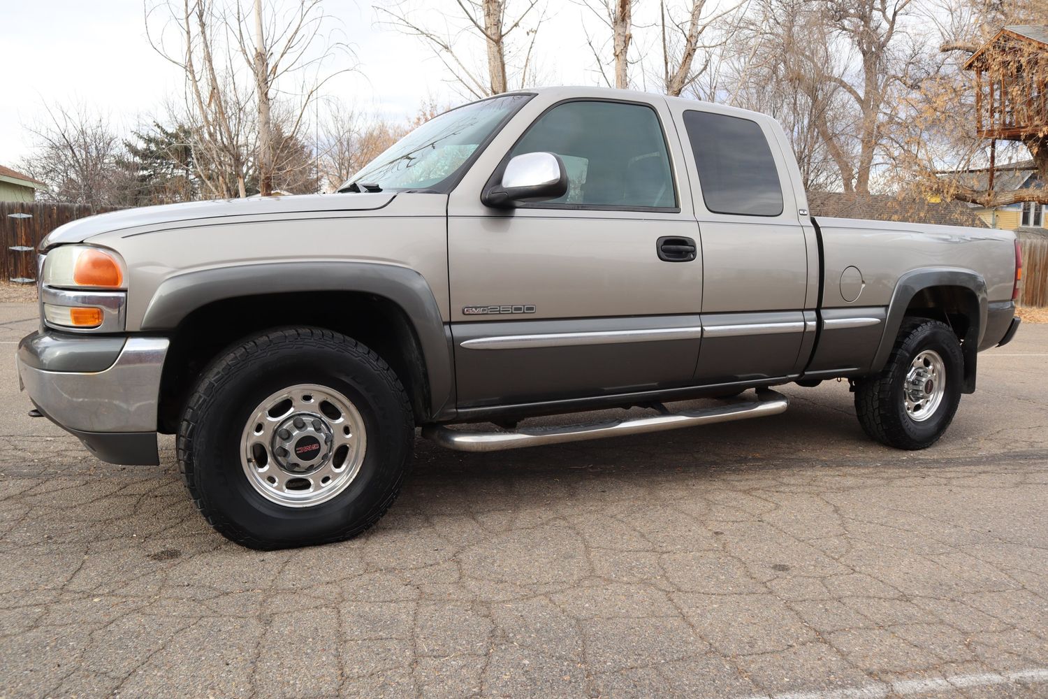2000 GMC Sierra 2500 SL | Victory Motors of Colorado
