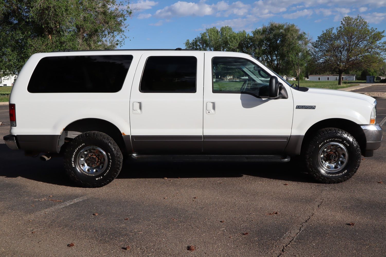 2002 Ford Excursion XLT | Victory Motors of Colorado