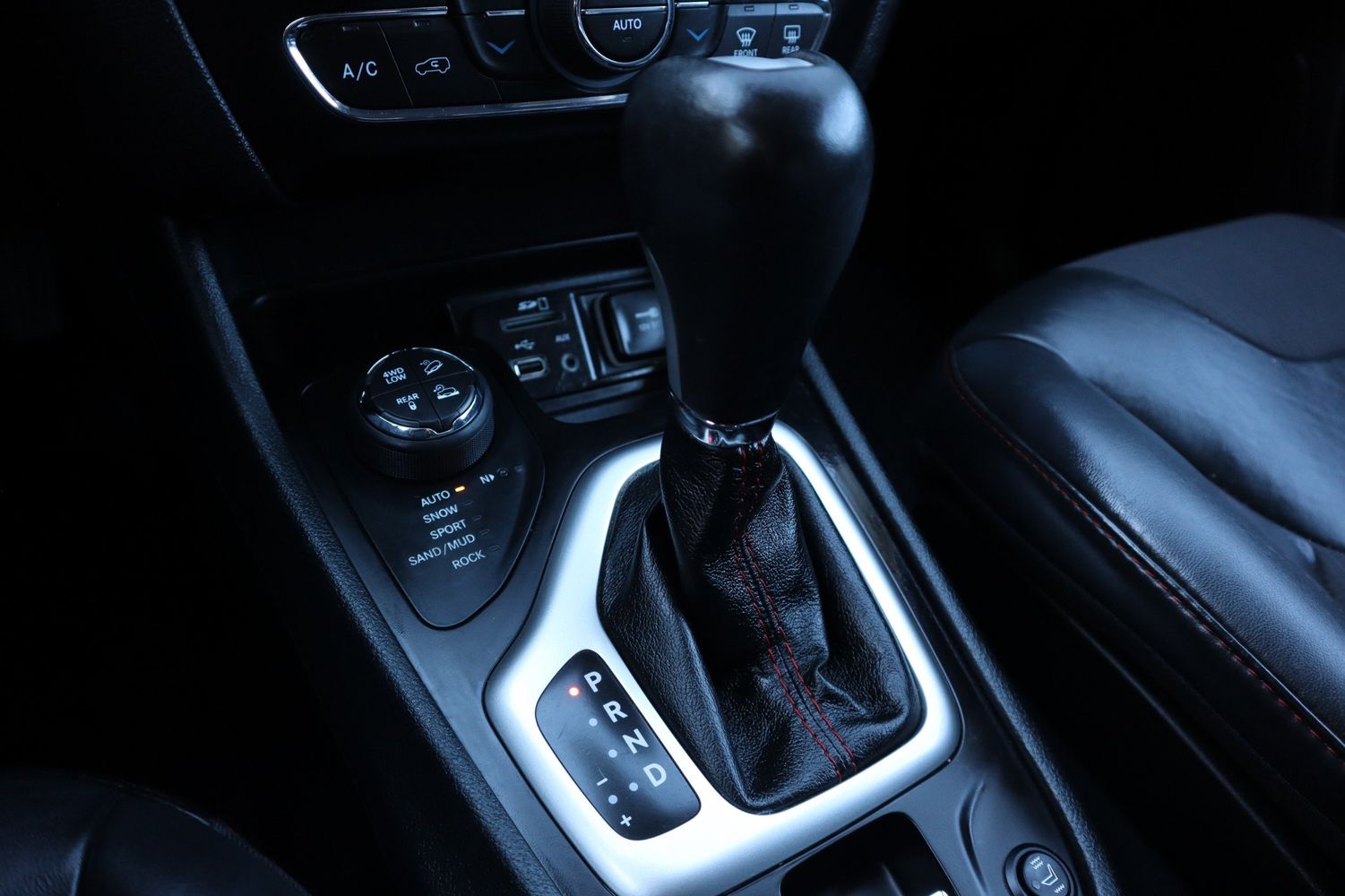 2016 Jeep Cherokee Trailhawk | Victory Motors of Colorado