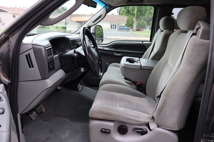 2003 Ford F-250 Super Duty XLT | Victory Motors of Colorado