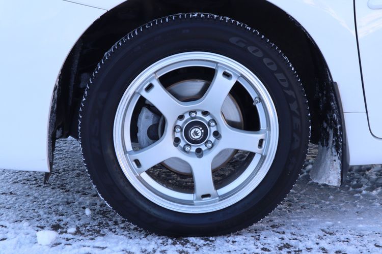 2010 Toyota Matrix Base | Victory Motors of Colorado