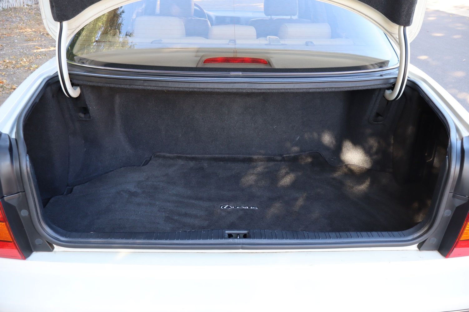 2000 Lexus LS 400 | Victory Motors of Colorado