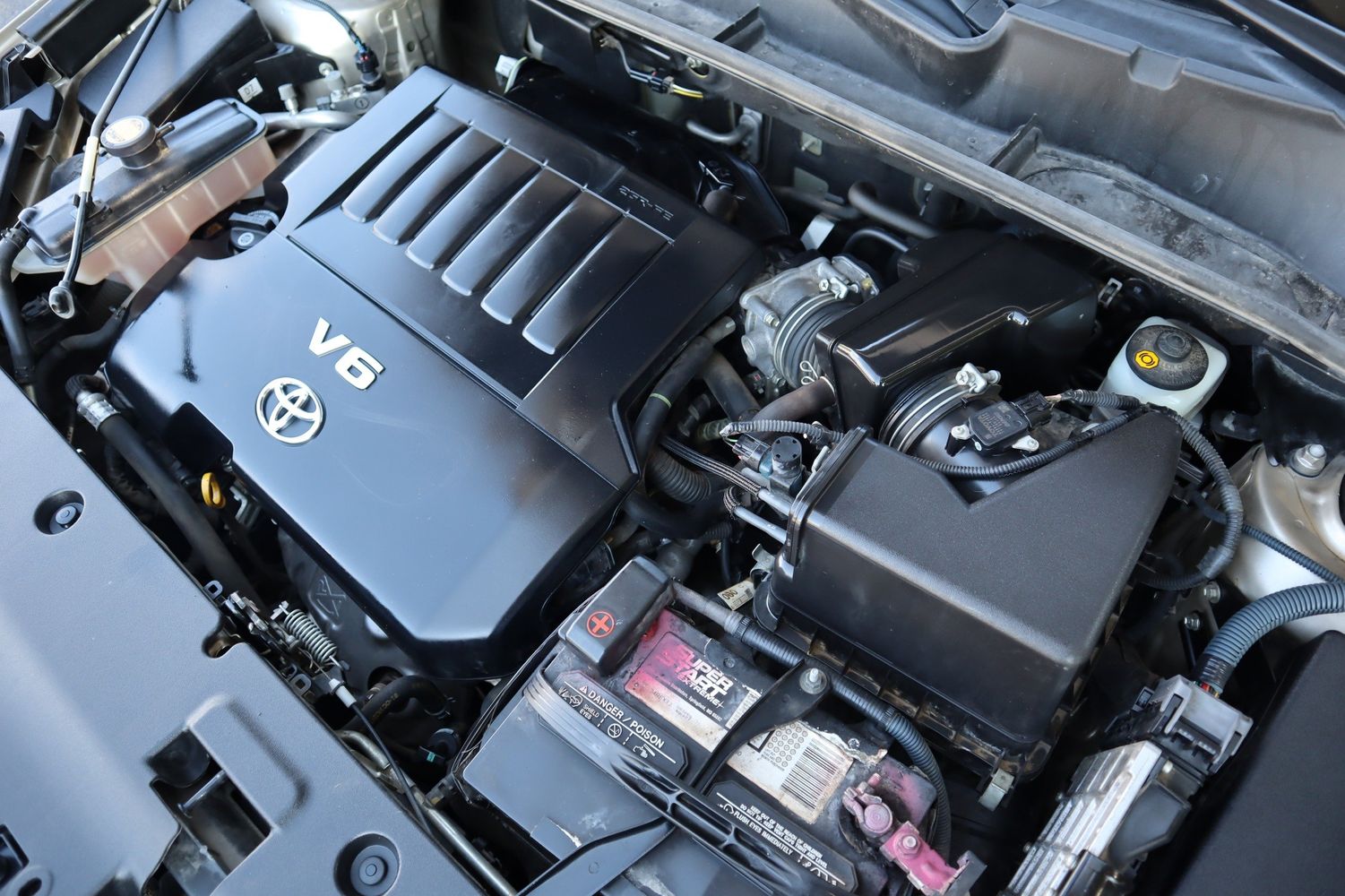 2007 Toyota RAV4 Base | Victory Motors of Colorado