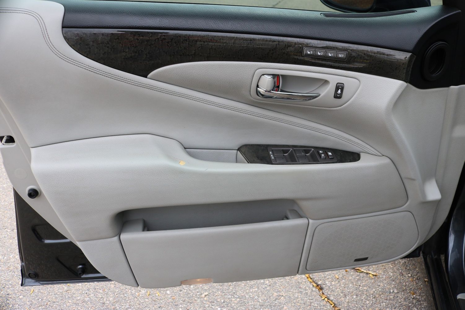 2009 Lexus LS 460 AWD | Victory Motors of Colorado