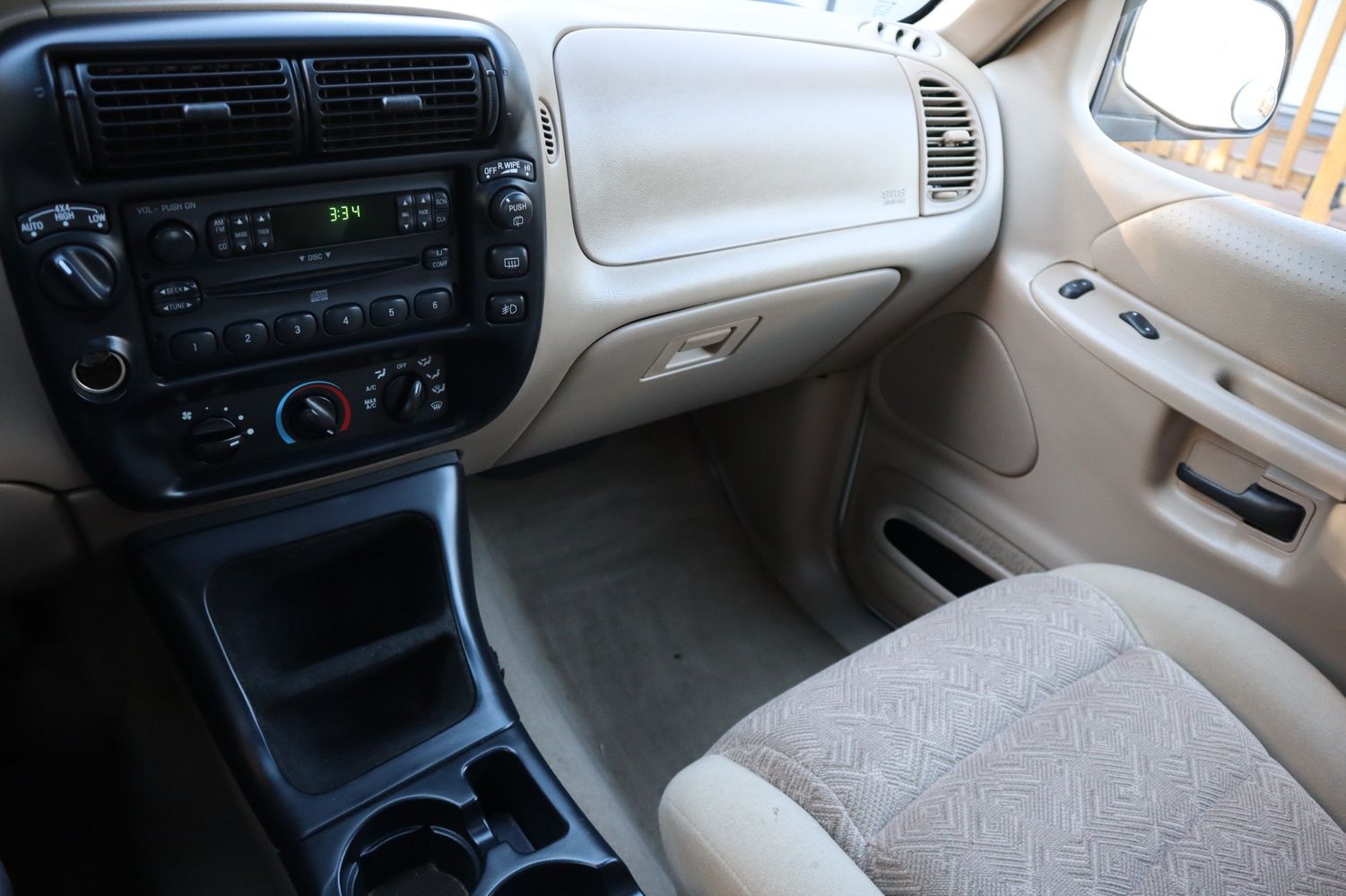 1998 Ford Explorer XLT | Victory Motors of Colorado