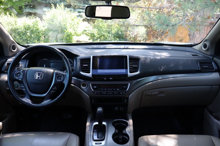 2016 Honda Pilot EX-L w/Navi | Victory Motors of Colorado