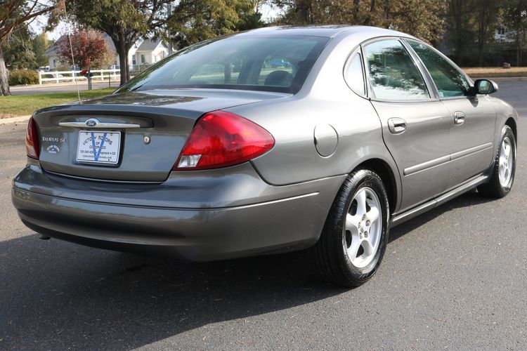 2002 Ford Taurus SE | Victory Motors of Colorado