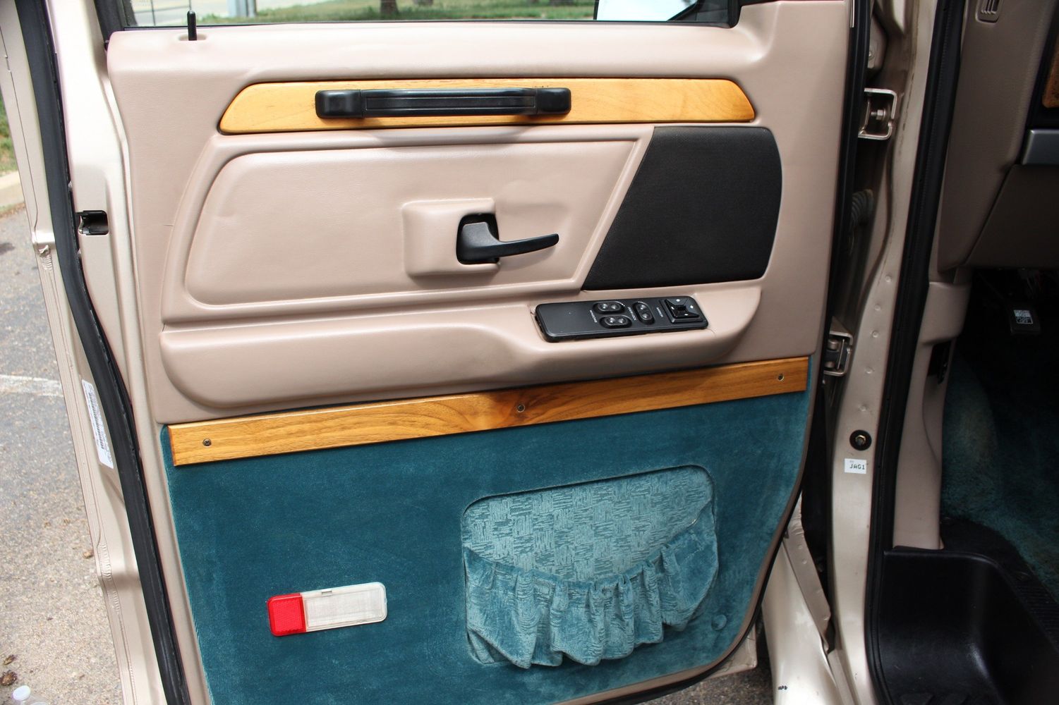 1994 Ford Econoline Conversion Van | Victory Motors of Colorado