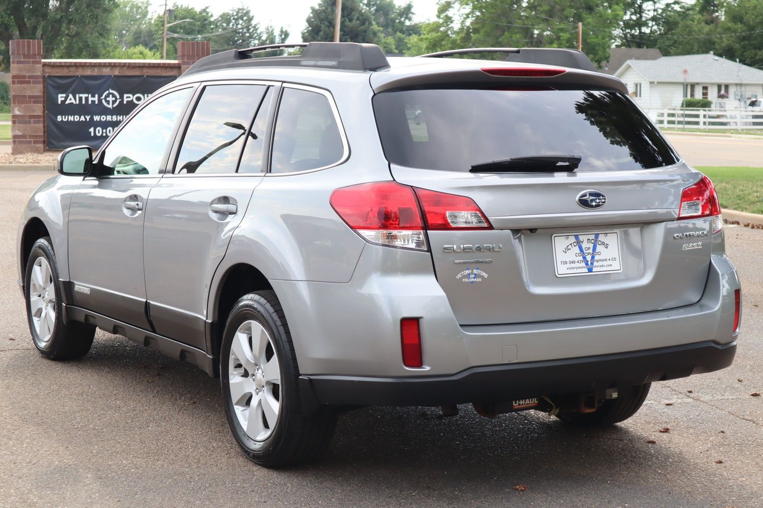 2011 Subaru Outback 2.5i Premium | Victory Motors of Colorado