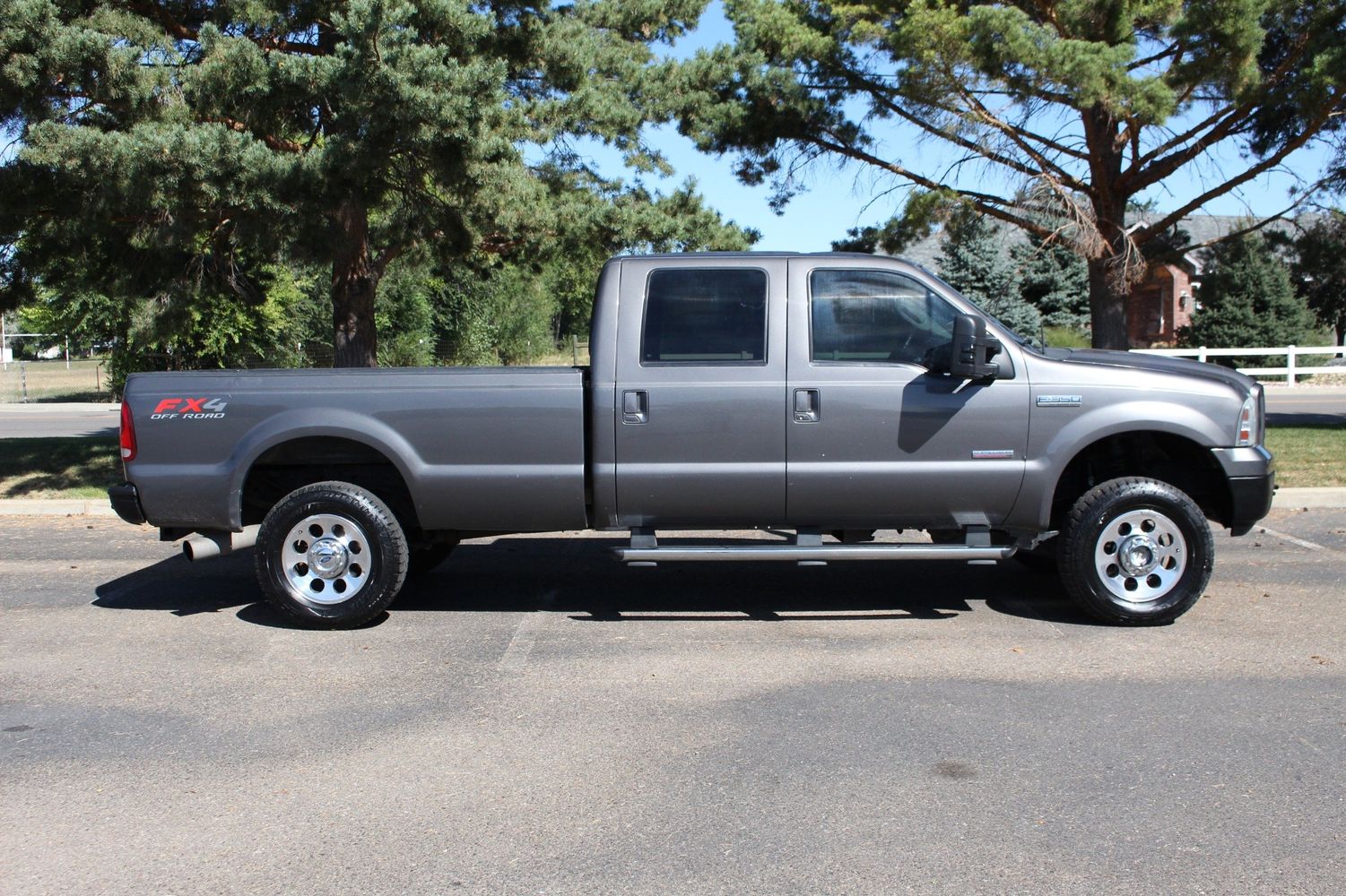 2005 Ford F-350 Super Duty XLT | Victory Motors of Colorado