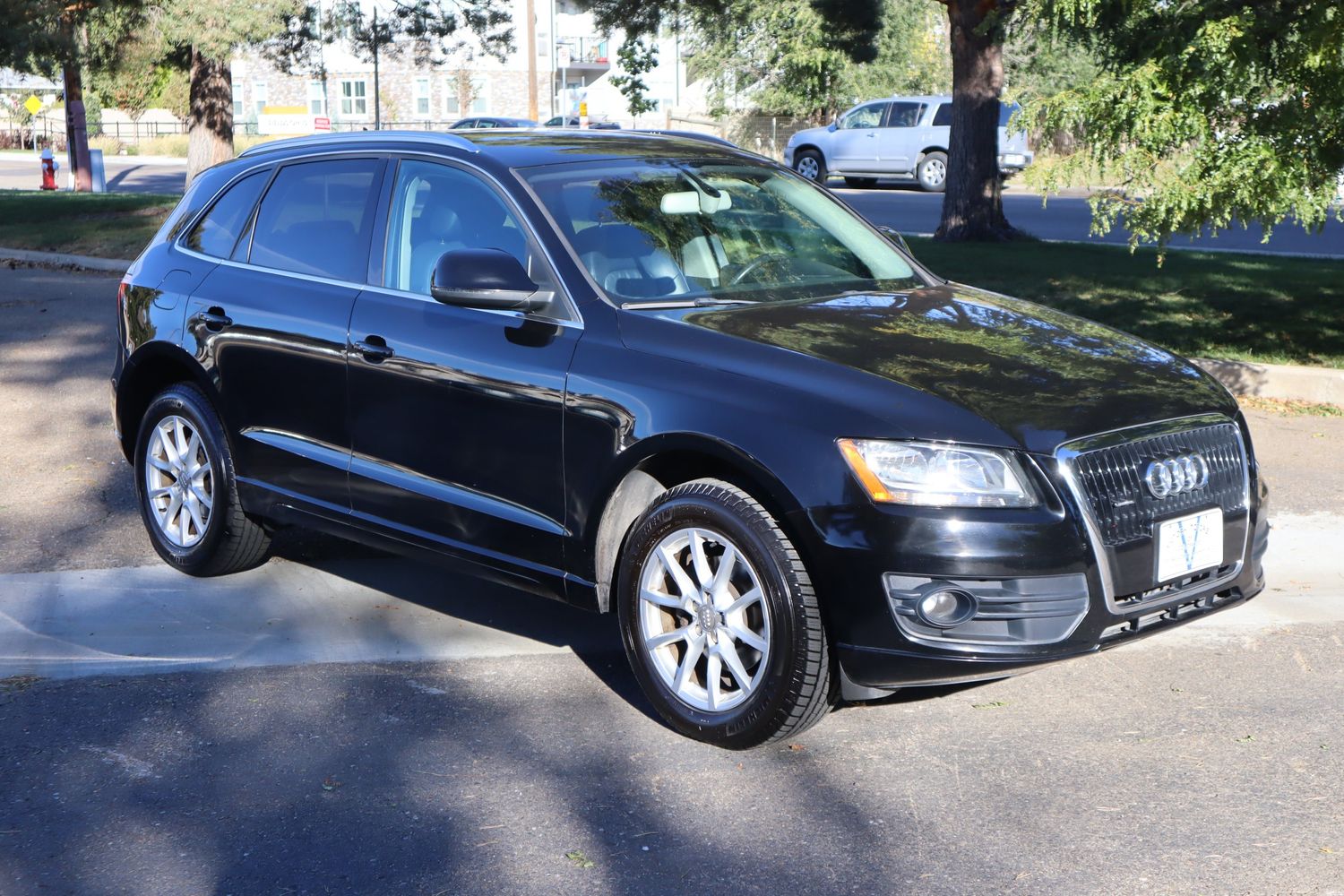 2010 Audi Q5 3.2 quattro Premium | Victory Motors of Colorado