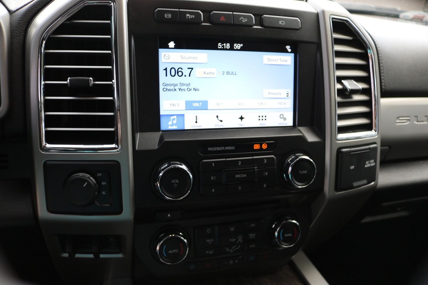 2017 Ford F-350 Super Duty Lariat | Victory Motors of Colorado