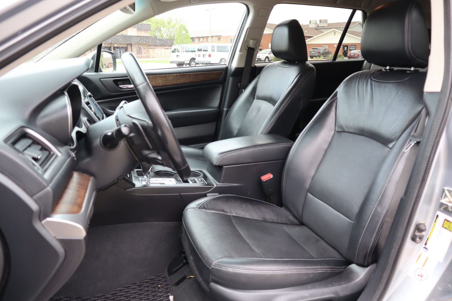 2016 Subaru Outback 2.5i Limited | Victory Motors of Colorado