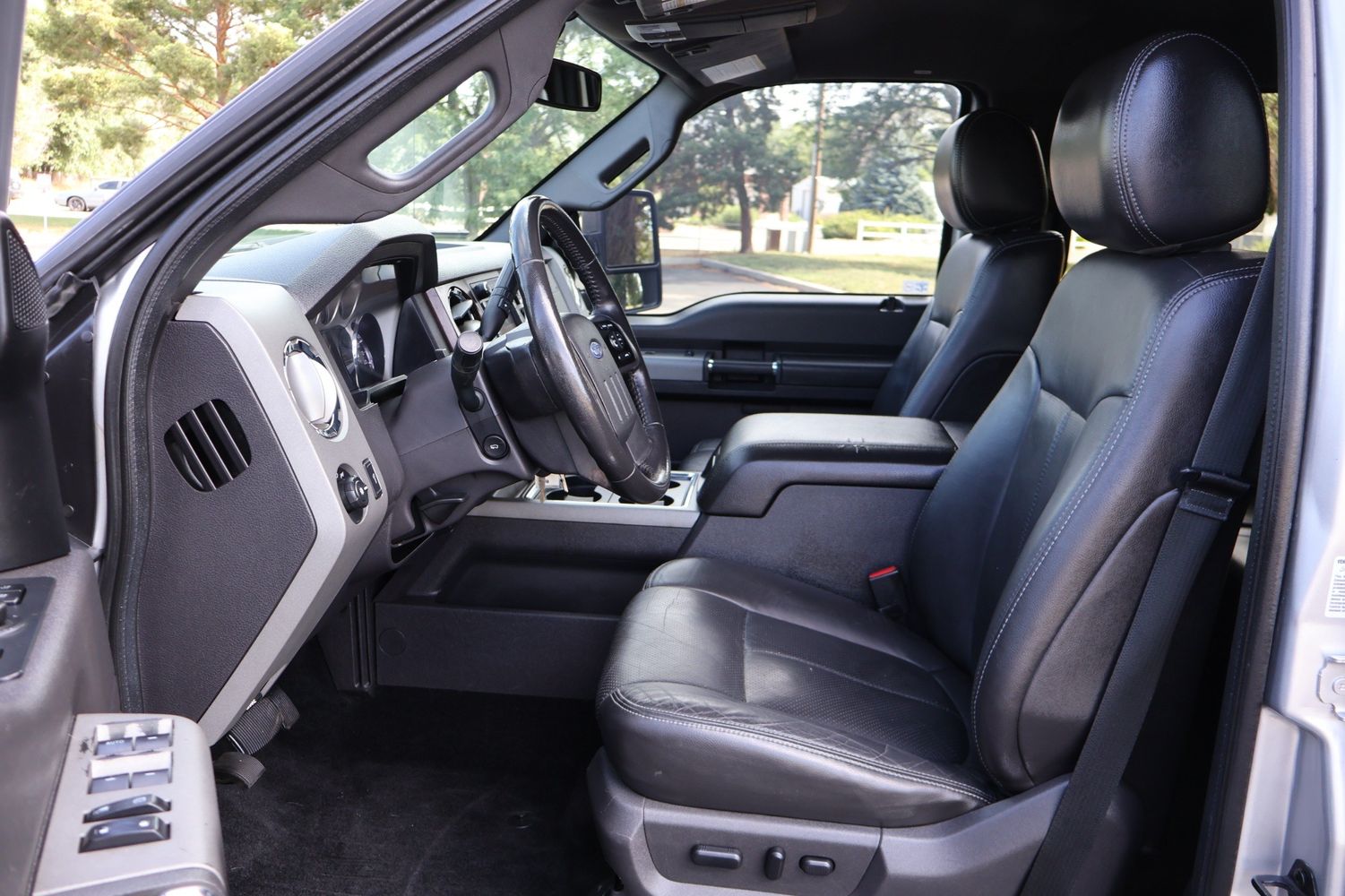 2012 Ford F-350 Super Duty Lariat | Victory Motors of Colorado