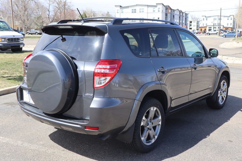 2012 Toyota RAV4 Photos