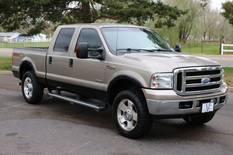 2006 Ford F-250 Super Duty Lariat | Victory Motors of Colorado