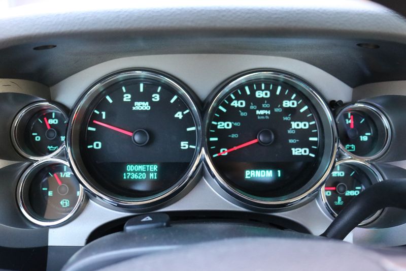 2008 Chevrolet Silverado 2500HD Photos